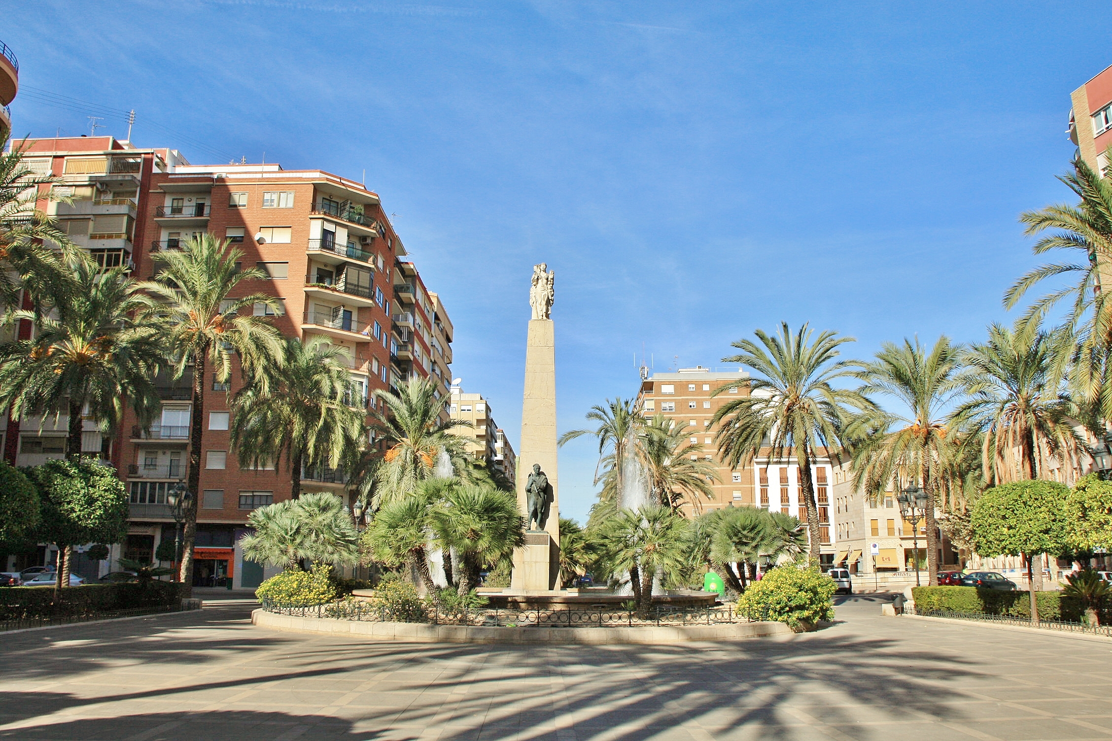 Foto: Plaza Mayor - Alzira (València), España